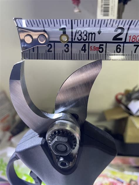 【台灣 現貨 特價中】適用牧田18v電池 電動剪刀電動剪枝機 鋰電池修枝剪 4段開口）整組含機子電池充電器盒子 蝦皮購物