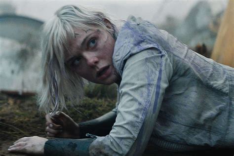Elle Fanning Helps Hunt Aliens In Predator Badlands Trailer