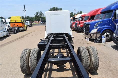 2009 Kenworth T170 Single Axle Cab And Chassis Truck Cummins 220hp