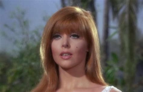 Tina Louises Body Measurements Including Height Weight Bra Size