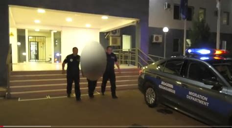 მიგრაციის დეპარტამენტის თანამშრომლებმა უცხო ქვეყნის 60 მოქალაქე საქართველოდან გააძევეს ვიდეო