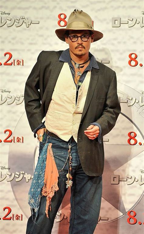 Johnny Depp Lo Stile Etno Chic Del Protagonista Dei Pirati Dei Caraibi