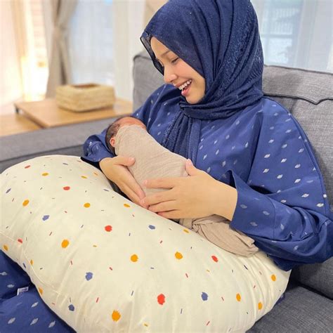 Crescent Pillow