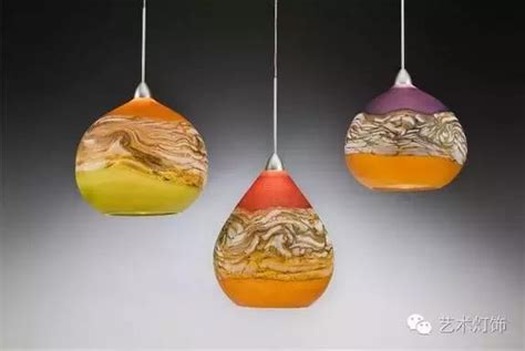 原來玻璃材質的燈飾可以這樣的變幻萬千！ 每日頭條