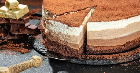 Cómo Hacer Tarta De Tres Chocolates Un Postre Fácil De Preparar Y Perfecto Para Una Fiesta De