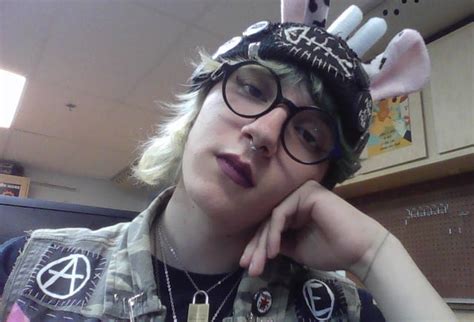 I Havent Slept In 2 Days I Feel Completely Dead Moo Rteenagers