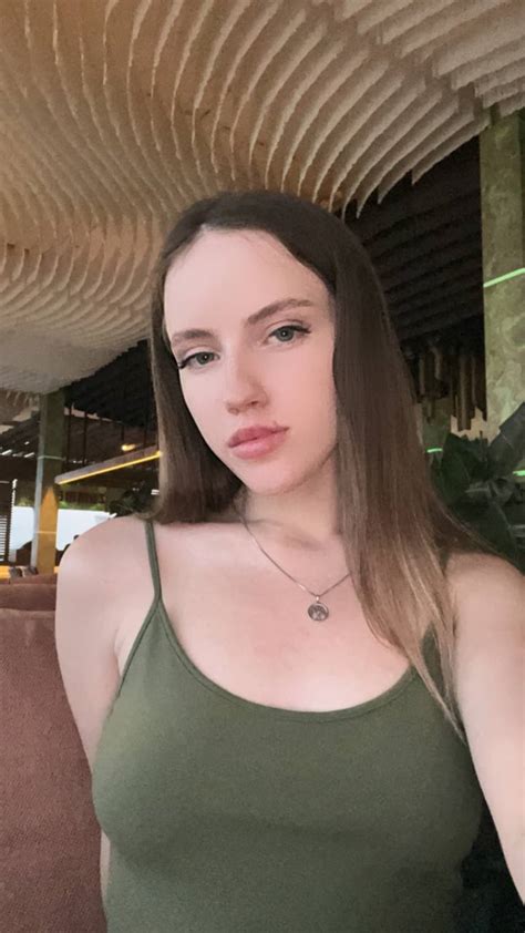 Face Waiting For Coffee R Faces