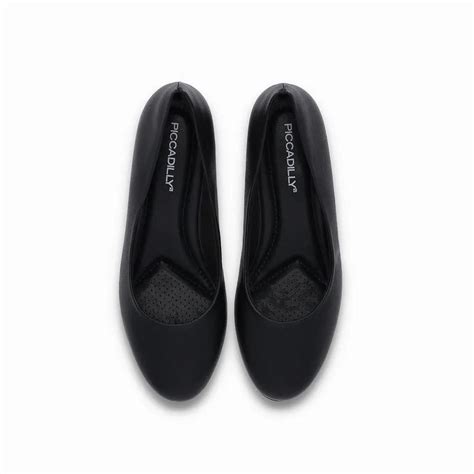 Sapato Militar Feminino Em Couro Salto 3cm Escarpim Piccadilly Romd