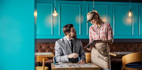 Server Gets In Trouble With Boss Because She Cant Afford Food Yourtango