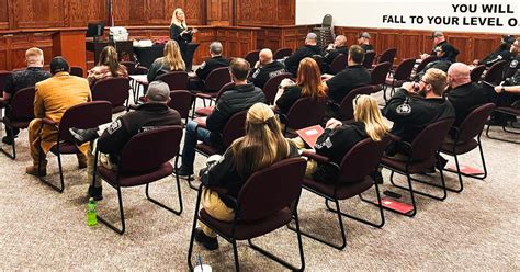 Nonprofit Rescuing Hope Teaches Barrow Co Officers About Sex Trafficking Public Safety