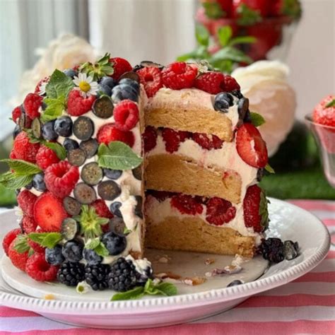 One Bowl Fresh Berry Cake Desert Island Dishes