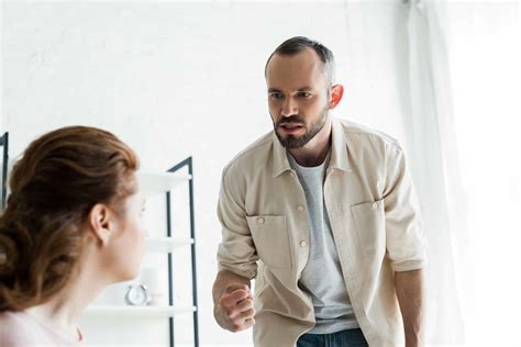 Passive Aggressive Husband 15 Signs You Have One And Dealing With It