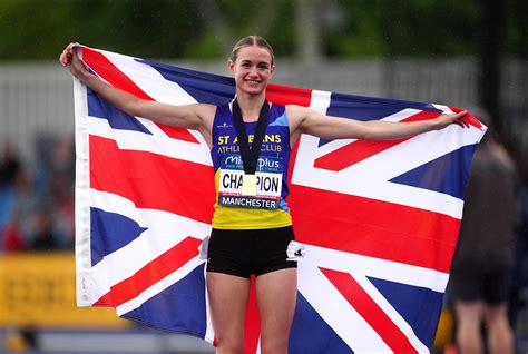 Teenager Phoebe Gill Inspired By Great Britain Teammates Ahead Of