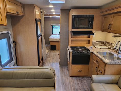 2018 Thor Motor Coach Chateau 30d Good Sam Rv Rentals