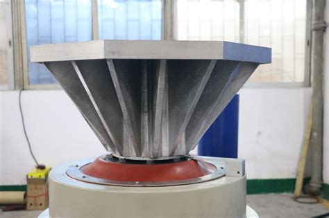 China Vertical High Efficient High Frequency Standard Electrodynamic