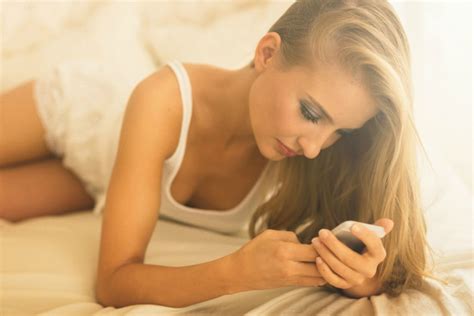 Heres Why You Should Never Watch Porn On Your Phone Maxim