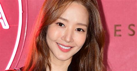 버티고 버티면 시간은 흘러 박민영 그간 논란에 밝힌 심경 [ten이슈]