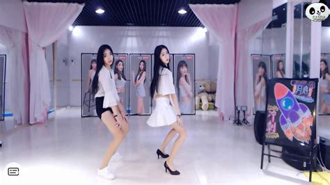 Asian Duo Dancing 섹시한 댄스 Kpop 热舞 美女 Pretty Models Youtube