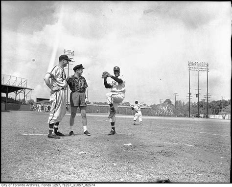 Old Photographs Of The Toronto Maple Leafs 1950 1961