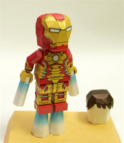 Minecraft Papercraft Iron Man