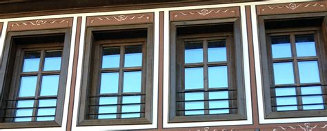 И Диал дървена дограма прозорци от дърво дограма за нискоенергийни и пасивни къщи