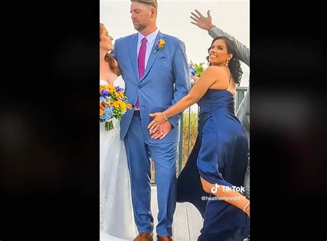 Младоженец е обвинен в изневяра с шаферката след като булката показа