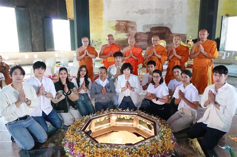 กลุ่ม “เดอะ วัน เอ็นเตอร์ไพรส์” ถวายปัจจัยมหากุศล ร่วมสร้างพระมหาเจดีย์ และมณฑปไม้สักทอง ครอบรอย