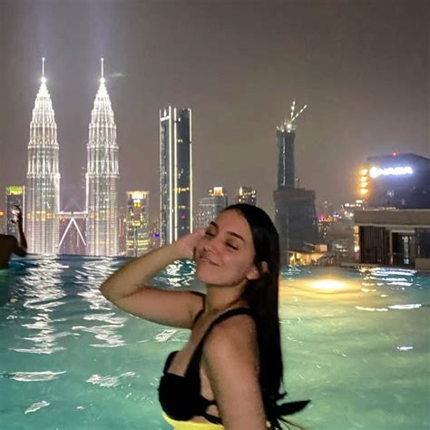 Oumaïma Alaoui Mhammedi Oumaima Alaoui • Threads Say More