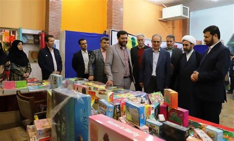 آیین افتتاح دومین نمایشگاه تخصصی کتاب کودک و نوجوان در کانون استان قزوین کانون