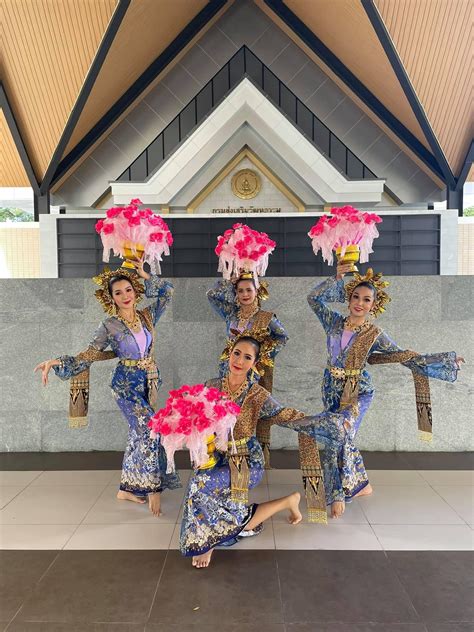 🎬 บันทึกเทป การแสดงพื้นบ้านภาคใต้ ชุด ทักษิณานาฏยะบำเรอถิ่น 🎬 “มหกรรมการแสดงพื้นบ้าน ลีลาศิลป์