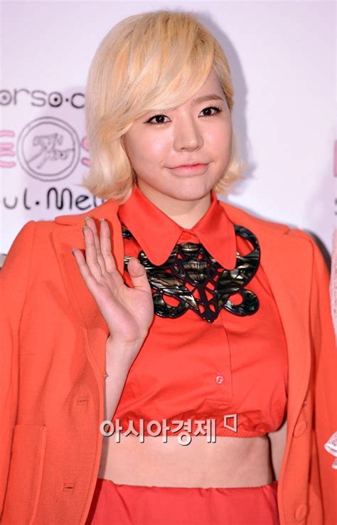 써니 잘생쁨 1위 선정 예쁘고 잘생긴 여자연예인영예