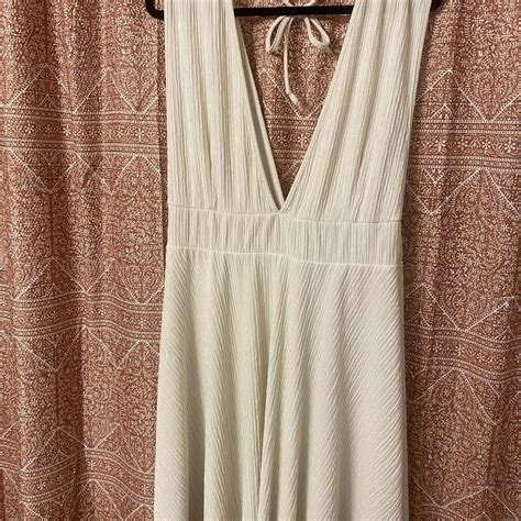 Shein Plus Size White Dress Size 2x Very Deep V Cut Depop