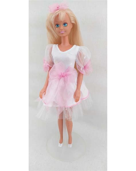 Hasbro 1992 Sindy Pretty Party