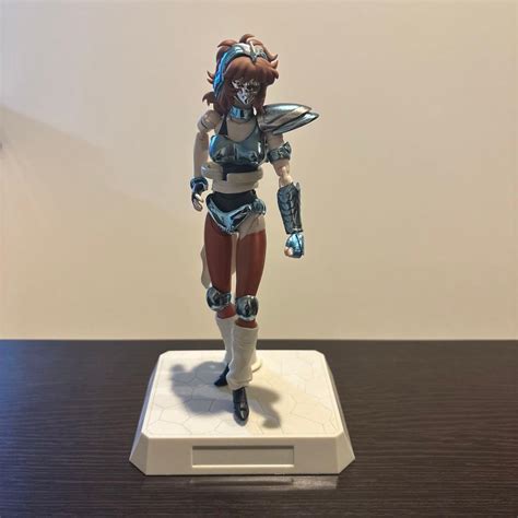聖闘士星矢 聖闘士聖衣神話 イーグル魔鈴 フィギュア セイントクロスマイス メルカリ
