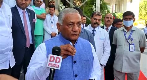 [video] Dr Sunil Dagar On Linkedin Inauguration Of Robotic Surgery By General V K Singh