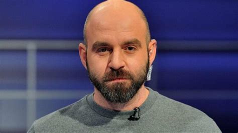 Павло Казарін Мусимо бути вдячні за допомогу чи мусять дякувати нам Uacrisis Org