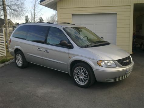 Chrysler Town And Country 2003
