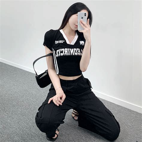 [당일출고 스포티] 트랙 티 유니폼 축구티 반팔 여름 반팔티 크롭 크롭티 크롭티셔츠 티셔츠 린넨 레터링티셔츠 레터링티 레터링 빅사이즈 Y2k 유니크 섹시 나시 민소매