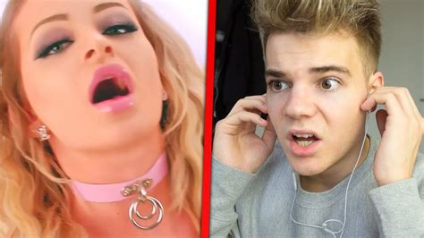 Поза Doggy Style фото