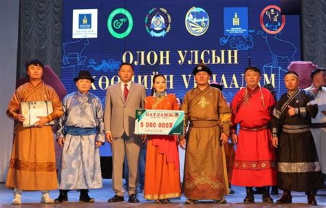 Олон улсын хөөмийн зургаадугаар наадмын шилдгүүд тодорлоо