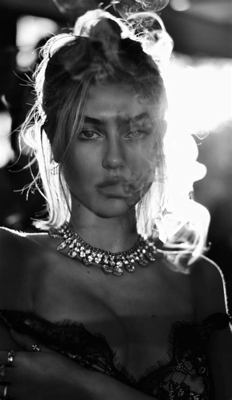 Delilah Hamlin Slutty Topless Photoshoot