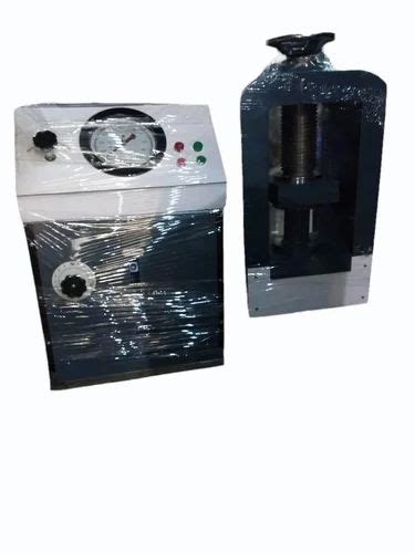 Analog 1500 KN Electrical Cum Manual Compression Testing Machine For Industrial Masta At