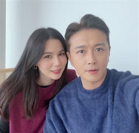 진태현 박시은 유산 아픔 딛고 ‘동상이몽 출연 인증샷 “오랜만에 안부인사드려요” 일요신문