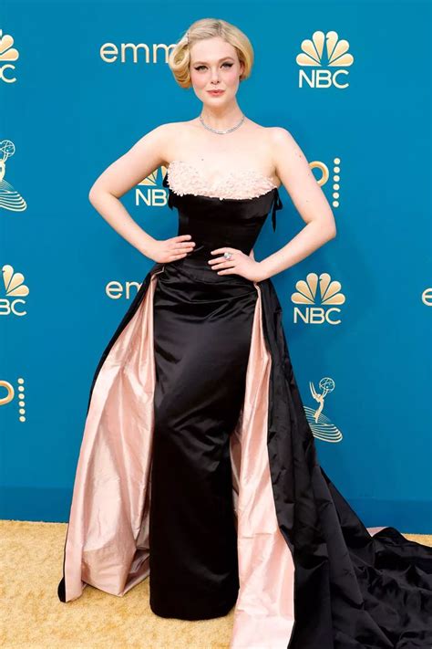 The Great Costume Designer Created Elle Fannings Regal Emmys Gown Gowns Strapless Dress