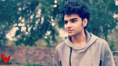 Raghav Dhir Actor Height Weight Age Affairs Biography And More