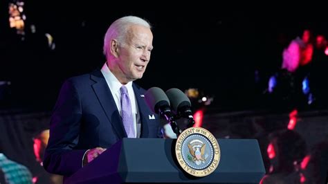 White House Takes Dig At Fox News Over ‘dictator Chyron