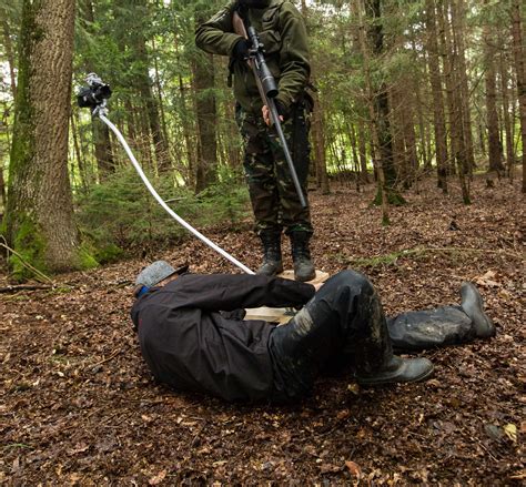 How To Create Epic 360 Bullet Time Videos With Some Wood And A Caster