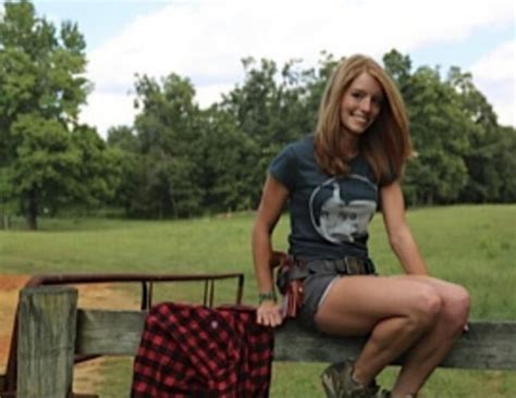 Come Here Spread My Legs And Fuck Me Against This Fence 🌾🤤💦 R