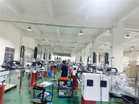 Automatic Ac Servo Driven Robots China Robot For Plastic Injection