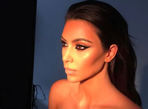 Kim Kardashian Son Smoky Reverse Affole Les Beauty Addict Public